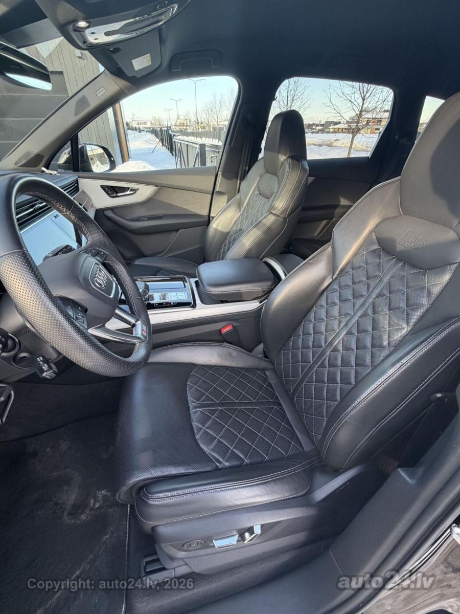 Melns Audi Q7 2023 Tallina, ar dzinēja tilpumu 3.00 L un nobraukumu 49 tūkst. km par 61500 €, foto 3 vietnē AUTOMOTO.COM.LV