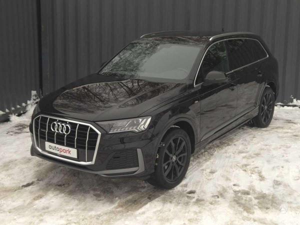 Melns Audi Q7 2023 Viļņa, ar dzinēja tilpumu 2.97 L un nobraukumu 123 tūkst. km par 51100 €, foto 1 vietnē AUTOMOTO.COM.LV