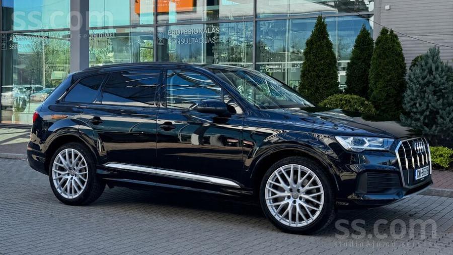Melns Audi Q7 2023 Rīga, ar dzinēja tilpumu 3.00 L un nobraukumu 90 tūkst. km par 44900 €, foto 4 vietnē AUTOMOTO.COM.LV