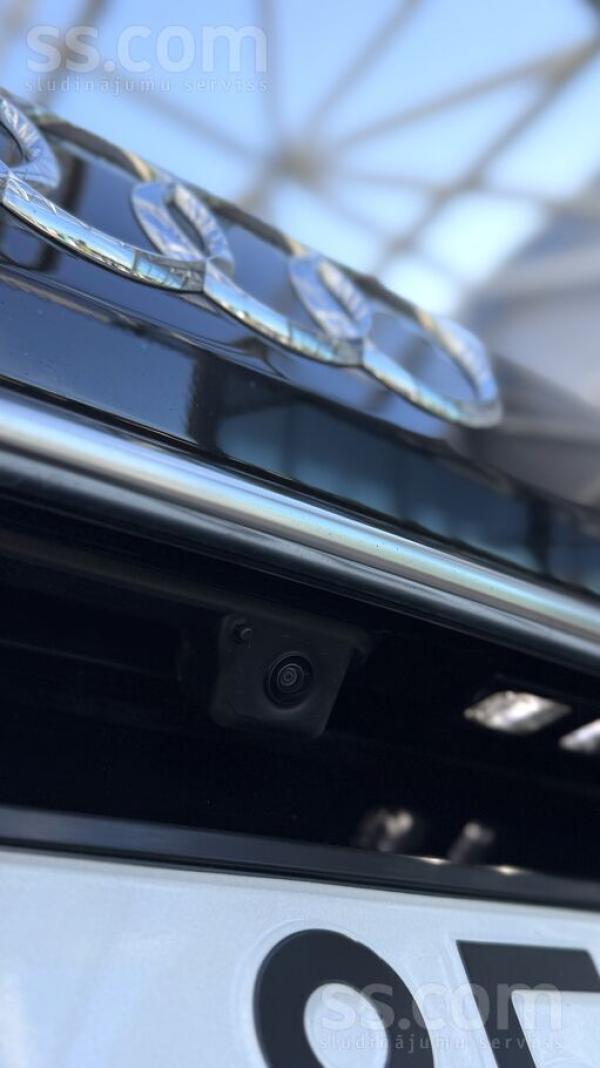 Black Audi Q7 2023 in Riga, with an engine capacity of 3.00 L and mileage of 90 thousand km for 44900 €, photo 10 on AUTOMOTO.COM.LV