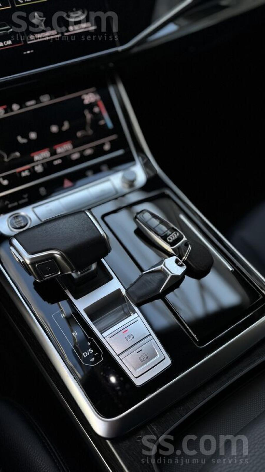 Melns Audi Q7 2023 Rīga, ar dzinēja tilpumu 3.00 L un nobraukumu 90 tūkst. km par 44900 €, foto 22 vietnē AUTOMOTO.COM.LV