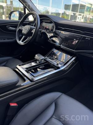 Melns Audi Q7 2023 Rīga, ar dzinēja tilpumu 3.00 L un nobraukumu 90 tūkst. km par 44900 €, foto 26 vietnē AUTOMOTO.COM.LV