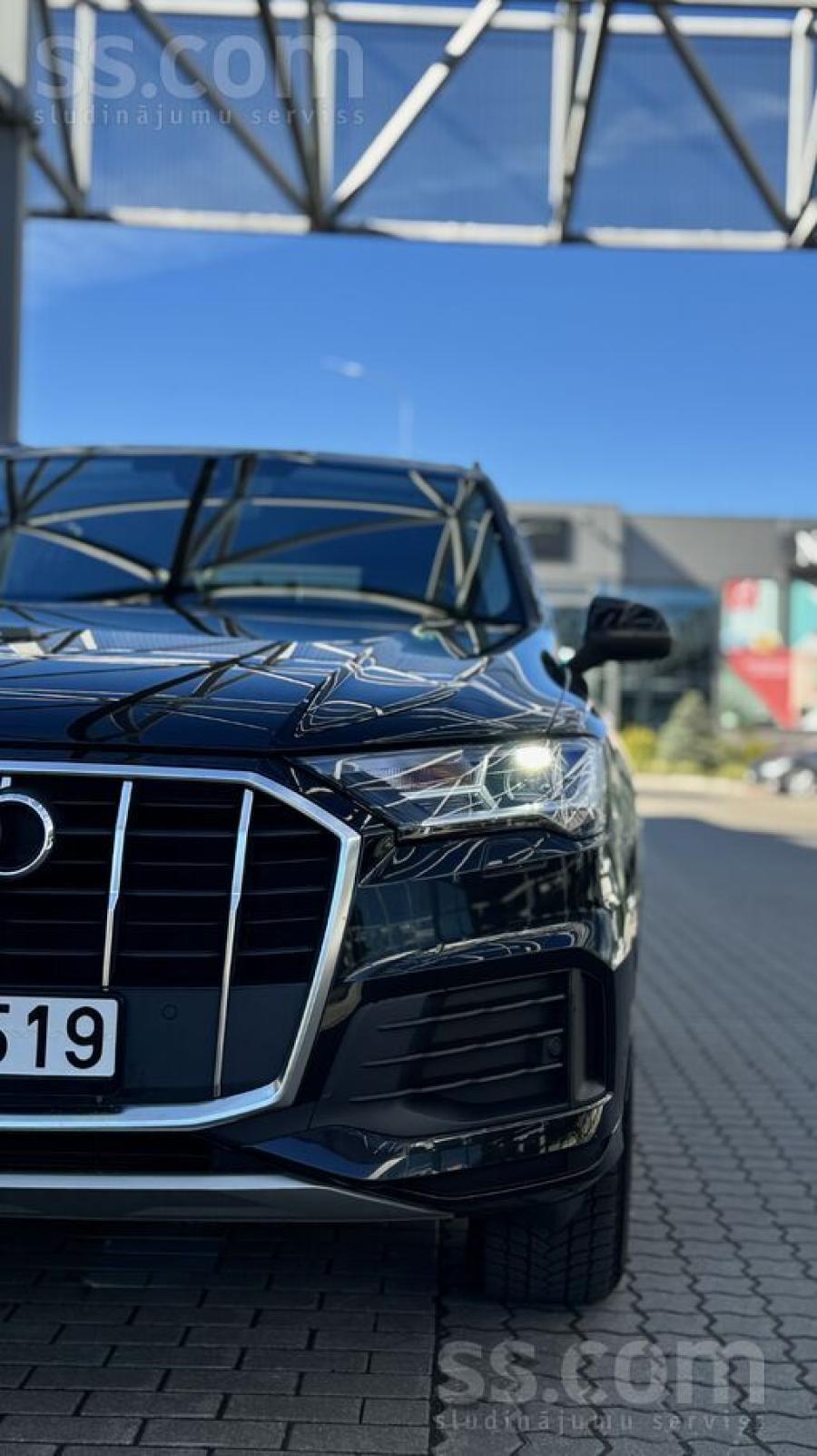 Melns Audi Q7 2023 Rīga, ar dzinēja tilpumu 3.00 L un nobraukumu 90 tūkst. km par 44900 €, foto 31 vietnē AUTOMOTO.COM.LV