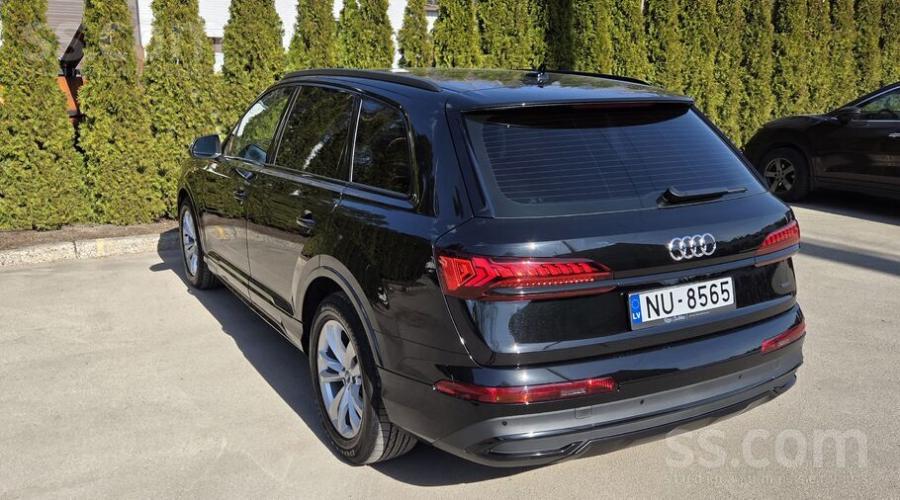 Melns Audi Q7 2023 Rīga, ar dzinēja tilpumu 3.00 L un nobraukumu 49 tūkst. km par 44500 €, foto 5 vietnē AUTOMOTO.COM.LV
