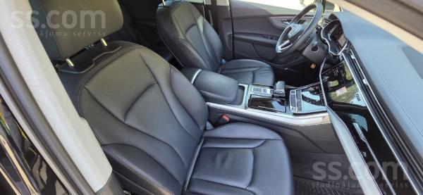 Black Audi Q7 2023 in Riga, with an engine capacity of 3.00 L and mileage of 49 thousand km for 44500 €, photo 8 on AUTOMOTO.COM.LV