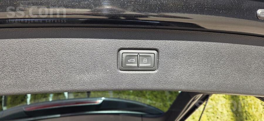 Melns Audi Q7 2023 Rīga, ar dzinēja tilpumu 3.00 L un nobraukumu 49 tūkst. km par 44500 €, foto 14 vietnē AUTOMOTO.COM.LV