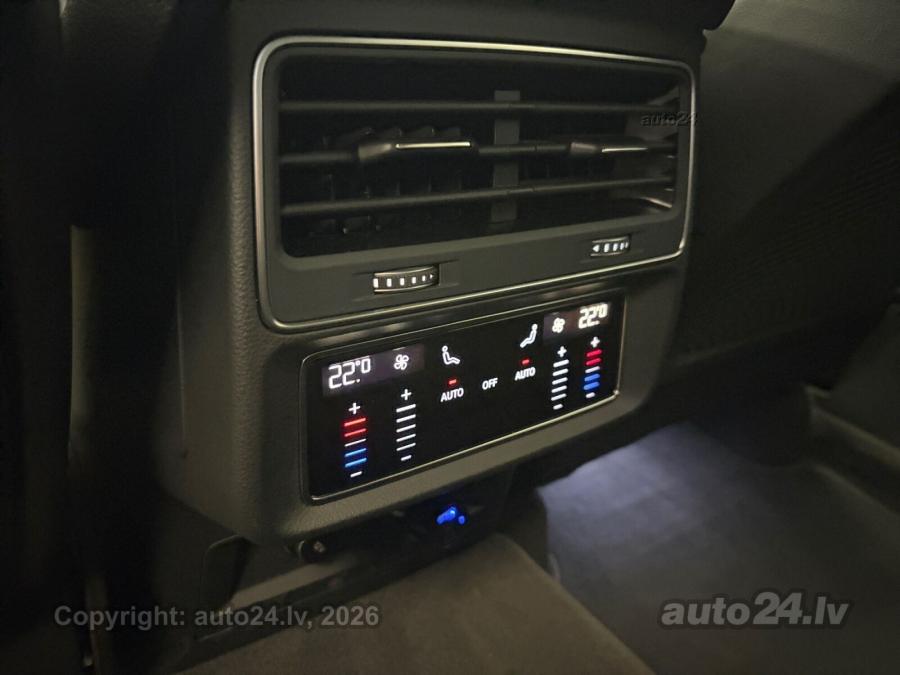 Черный Ауди Ку 7 2023 в Таллин, объемом двигателя 3.00 л и пробегом 54 тыс. км за 59900 €, фото 12 на AUTOMOTO.COM.LV
