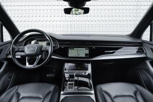 Melns Audi Q7 2023 Mārupe, ar dzinēja tilpumu 3.00 L un nobraukumu 127 tūkst. km par 38950 €, foto 7 vietnē AUTOMOTO.COM.LV