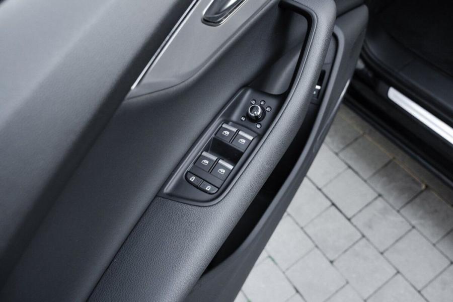 Melns Audi Q7 2023 Mārupe, ar dzinēja tilpumu 3.00 L un nobraukumu 127 tūkst. km par 38950 €, foto 10 vietnē AUTOMOTO.COM.LV