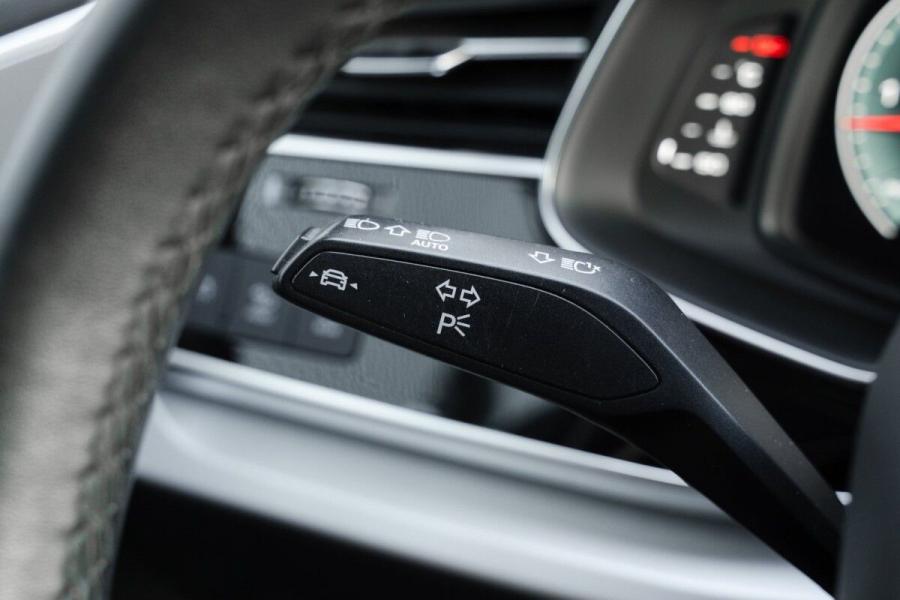 Melns Audi Q7 2023 Mārupe, ar dzinēja tilpumu 3.00 L un nobraukumu 127 tūkst. km par 38950 €, foto 14 vietnē AUTOMOTO.COM.LV