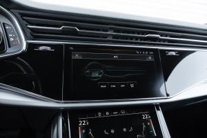 Melns Audi Q7 2023 Mārupe, ar dzinēja tilpumu 3.00 L un nobraukumu 127 tūkst. km par 38950 €, foto 18 vietnē AUTOMOTO.COM.LV