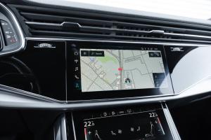 Melns Audi Q7 2023 Mārupe, ar dzinēja tilpumu 3.00 L un nobraukumu 127 tūkst. km par 38950 €, foto 26 vietnē AUTOMOTO.COM.LV