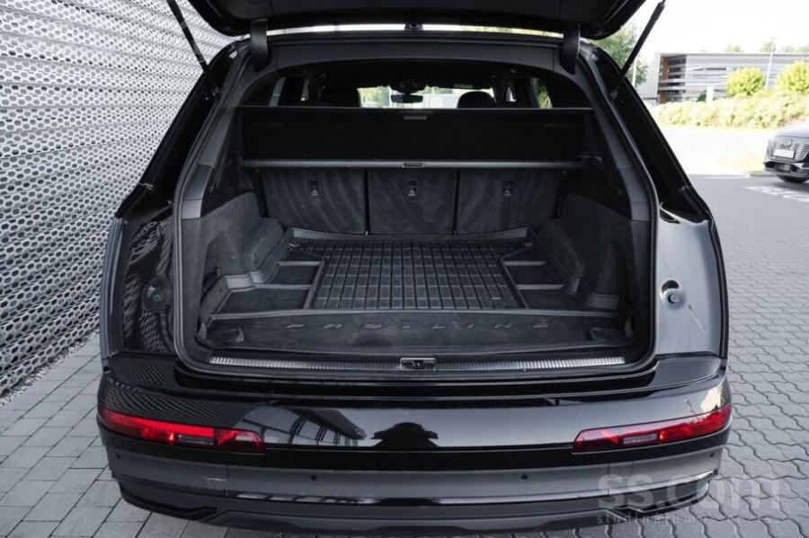 Black Audi Q7 2023 in Riga, with an engine capacity of 3.00 L and mileage of 127 thousand km for 38950 €, photo 32 on AUTOMOTO.COM.LV