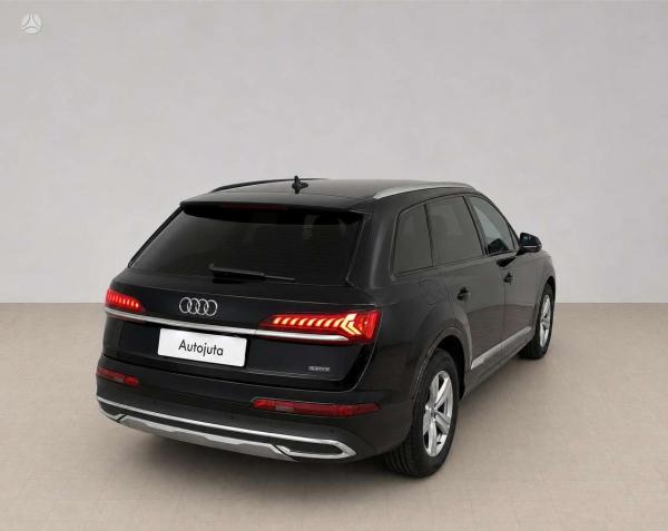 Black Audi Q7 2023 in Kaunas, with an engine capacity of 2.97 L and mileage of 48 thousand km for 48500 €, photo 5 on AUTOMOTO.COM.LV