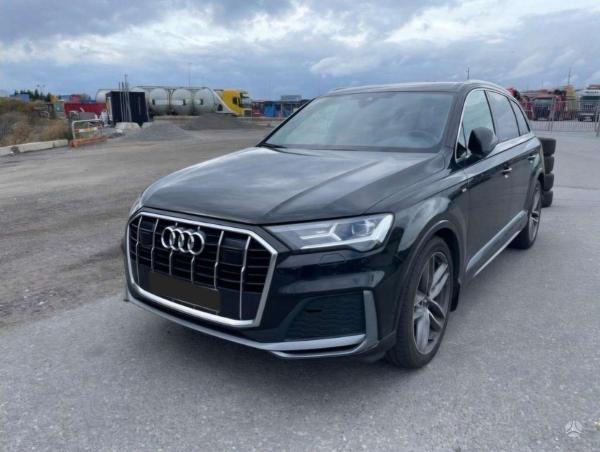 Melns Audi Q7 2023 Viļņa, ar dzinēja tilpumu 2.97 L un nobraukumu 150 tūkst. km par 41890 €, foto 1 vietnē AUTOMOTO.COM.LV
