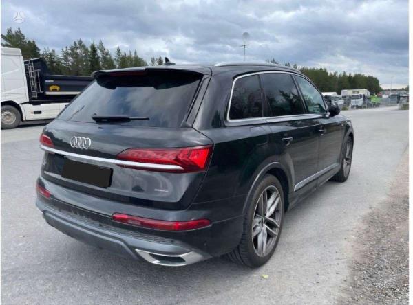 Melns Audi Q7 2023 Viļņa, ar dzinēja tilpumu 2.97 L un nobraukumu 150 tūkst. km par 41890 €, foto 4 vietnē AUTOMOTO.COM.LV