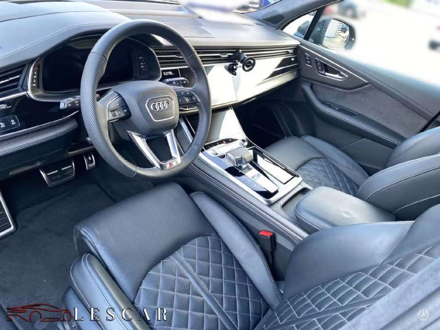 Melns Audi Q7 2024 Viļņa, ar dzinēja tilpumu 2.97 L un nobraukumu 40 tūkst. km par 85000 €, foto 3 vietnē AUTOMOTO.COM.LV