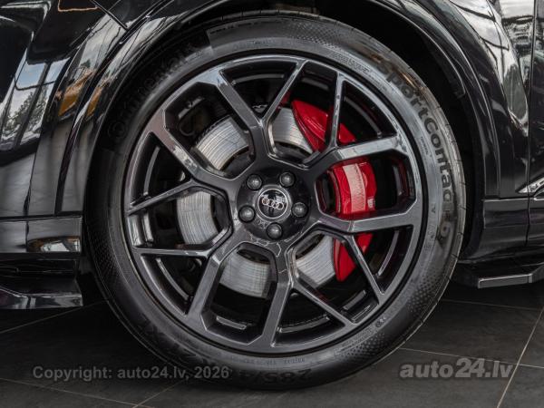 Black Audi Q7 2024 in Tallinn, with an engine capacity of 3.00 L and mileage of 45 thousand km for 96900 €, photo 4 on AUTOMOTO.COM.LV