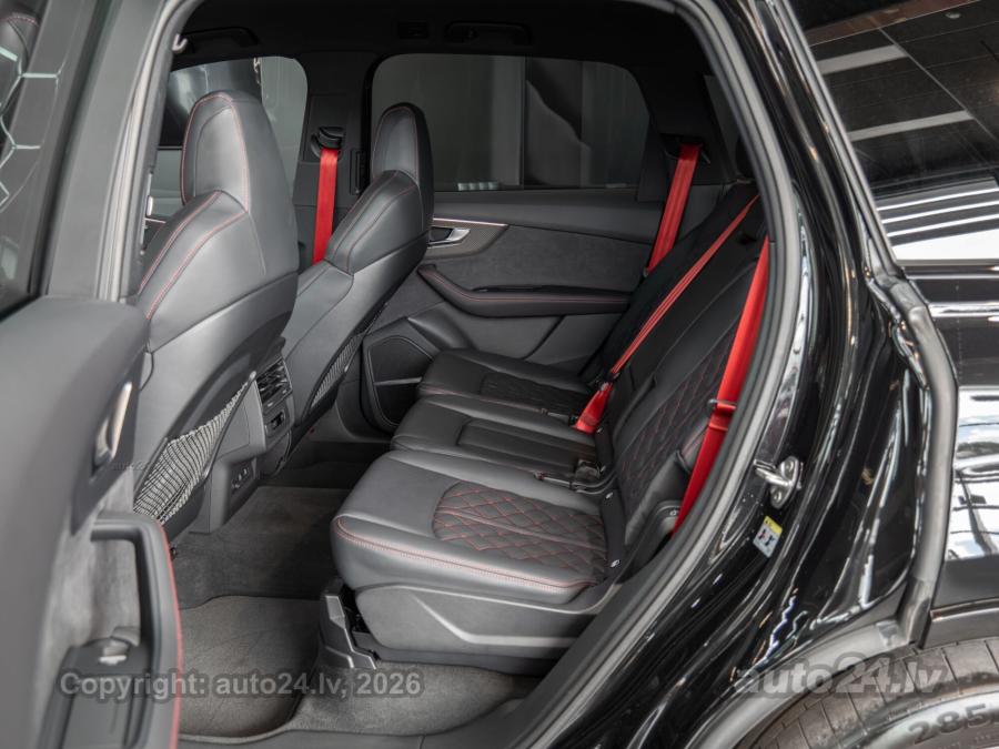 Black Audi Q7 2024 in Tallinn, with an engine capacity of 3.00 L and mileage of 45 thousand km for 96900 €, photo 9 on AUTOMOTO.COM.LV