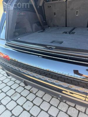 Black Audi Q7 2024 in Riga, with an engine capacity of 3.00 L and mileage of 42 thousand km for 64000 €, photo 7 on AUTOMOTO.COM.LV
