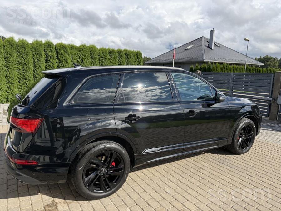 Melns Audi Q7 2024 Rīga, ar dzinēja tilpumu 3.00 L un nobraukumu 50 tūkst. km par 66500 €, foto 1 vietnē AUTOMOTO.COM.LV