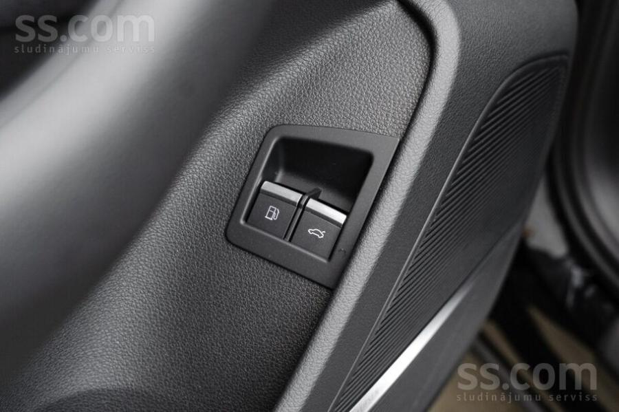 Melns Audi Q7 2026 Rīga, ar dzinēja tilpumu 3.00 L un nobraukumu 2 tūkst. km par 82900 €, foto 9 vietnē AUTOMOTO.COM.LV