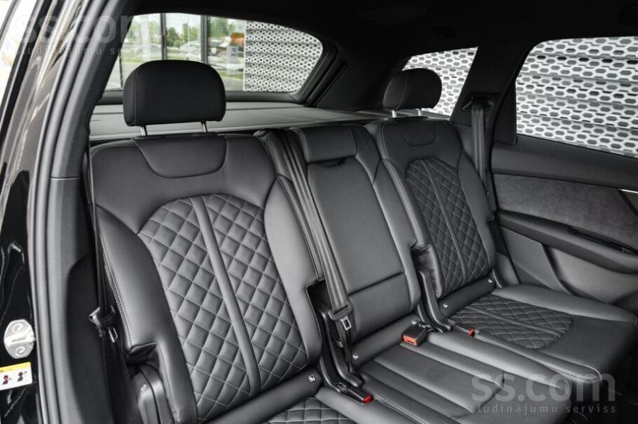 Melns Audi Q7 2026 Rīga, ar dzinēja tilpumu 3.00 L un nobraukumu 2 tūkst. km par 82900 €, foto 31 vietnē AUTOMOTO.COM.LV