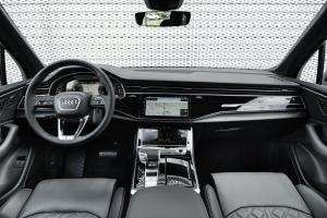 Melns Audi Q7 2026 Mārupe, ar dzinēja tilpumu 3.00 L un nobraukumu 2 tūkst. km par 81900 €, foto 7 vietnē AUTOMOTO.COM.LV