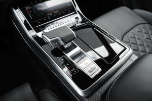Melns Audi Q7 2026 Mārupe, ar dzinēja tilpumu 3.00 L un nobraukumu 2 tūkst. km par 81900 €, foto 30 vietnē AUTOMOTO.COM.LV