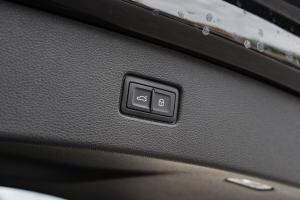 Melns Audi Q7 2026 Mārupe, ar dzinēja tilpumu 3.00 L un nobraukumu 2 tūkst. km par 81900 €, foto 34 vietnē AUTOMOTO.COM.LV