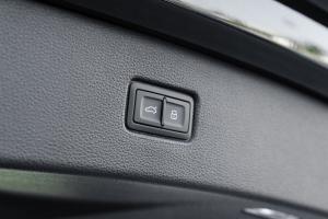 Black Audi Q7 2026 in Marupe, with an engine capacity of 3.00 L and mileage of 0 thousand km for 79900 €, photo 38 on AUTOMOTO.COM.LV