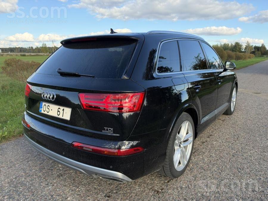 Black Audi Q7 2016 in Ogre, with an engine capacity of 3.00 L and mileage of 299 thousand km for 16500 €, photo 7 on AUTOMOTO.COM.LV