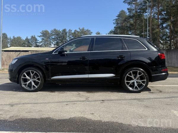 Melns Audi Q7 2019 Daugavpils, ar dzinēja tilpumu 3.00 L un nobraukumu 75 tūkst. km par 34000 €, foto 2 vietnē AUTOMOTO.COM.LV
