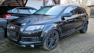 Melns Audi Q7 2010 Viļņa, ar dzinēja tilpumu 4.20 L un nobraukumu 234 tūkst. km par 6499 €, foto 2 vietnē AUTOMOTO.COM.LV