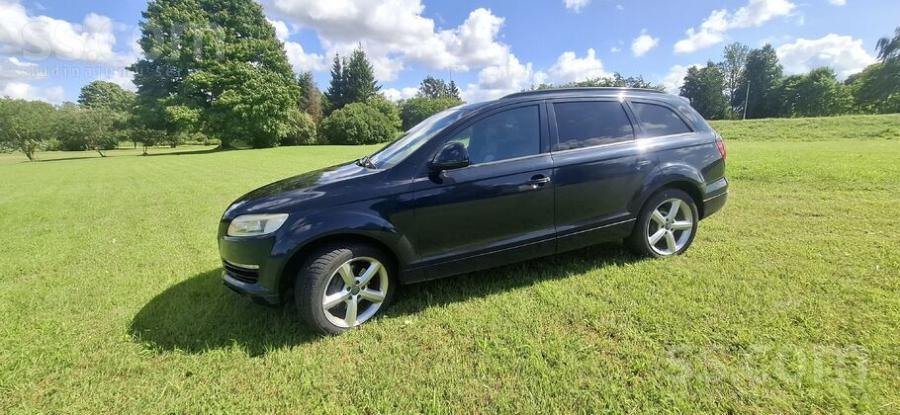 Melns Audi Q7 2008 Liepāja, ar dzinēja tilpumu 3.00 L un nobraukumu 422 tūkst. km par 5000 €, foto 1 vietnē AUTOMOTO.COM.LV