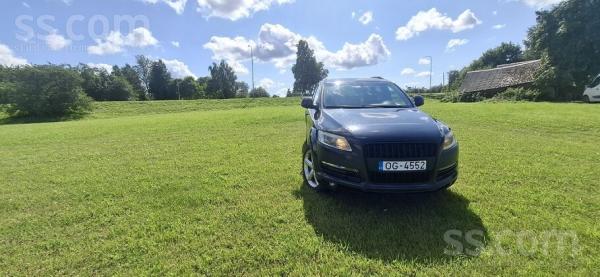Melns Audi Q7 2008 Liepāja, ar dzinēja tilpumu 3.00 L un nobraukumu 422 tūkst. km par 5000 €, foto 2 vietnē AUTOMOTO.COM.LV