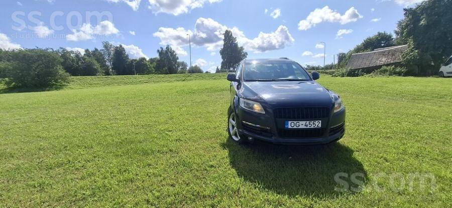 Melns Audi Q7 2008 Liepāja, ar dzinēja tilpumu 3.00 L un nobraukumu 422 tūkst. km par 5000 €, foto 3 vietnē AUTOMOTO.COM.LV