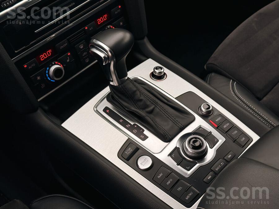 Black Audi Q7 2014 in Tukums, with an engine capacity of 3.00 L and mileage of 309 thousand km for 13490 €, photo 7 on AUTOMOTO.COM.LV
