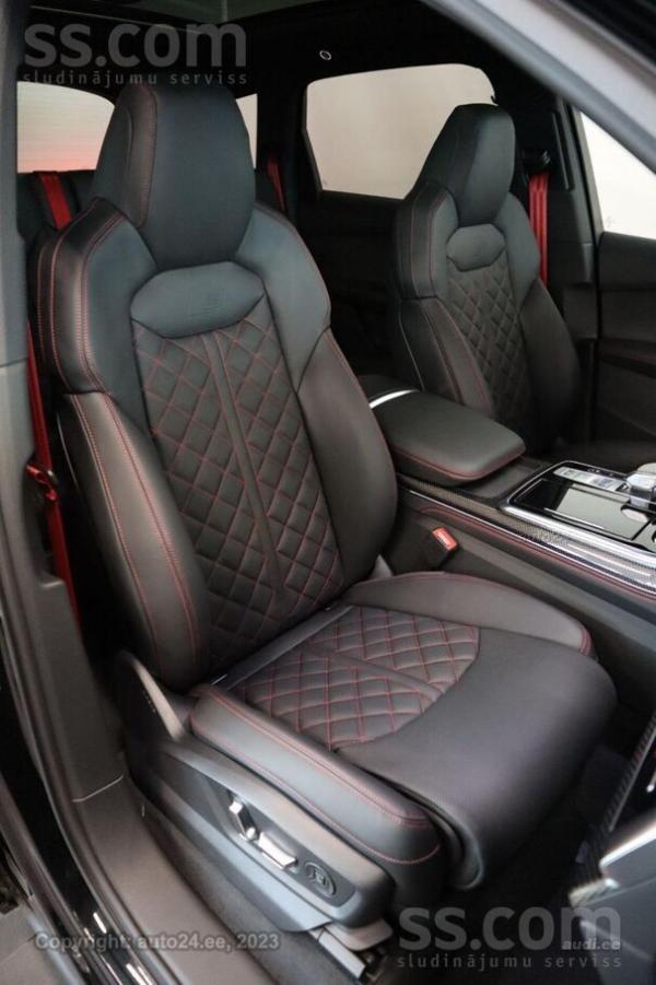 Audi Q7 2023 Rīga vietnē Melns Audi Q7 2023 Rīga, ar dzinēja tilpumu 4.00 L un nobraukumu 100 tūkst. km par 79900 €, foto 5 vietnē AUTOMOTO.COM.LV