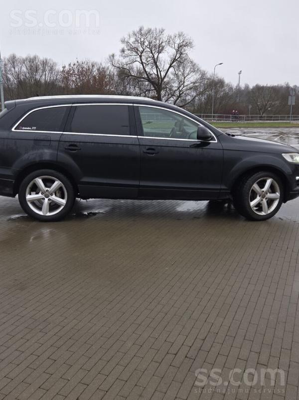 Melns Audi Q7 2006 Rēzekne, ar dzinēja tilpumu 3.00 L un nobraukumu 480 tūkst. km par 4700 €, foto 3 vietnē AUTOMOTO.COM.LV