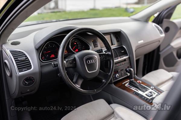 Melns Audi Q7 2006 Tallina, ar dzinēja tilpumu 3.00 L un nobraukumu 391 tūkst. km par 6599 €, foto 7 vietnē AUTOMOTO.COM.LV