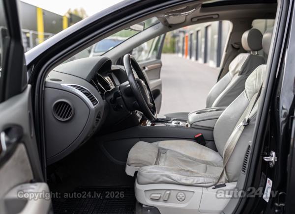 Melns Audi Q7 2006 Tallina, ar dzinēja tilpumu 3.00 L un nobraukumu 391 tūkst. km par 6599 €, foto 9 vietnē AUTOMOTO.COM.LV