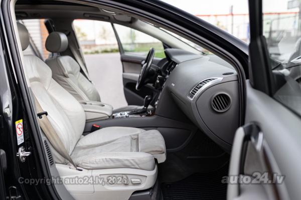 Melns Audi Q7 2006 Tallina, ar dzinēja tilpumu 3.00 L un nobraukumu 391 tūkst. km par 6599 €, foto 10 vietnē AUTOMOTO.COM.LV