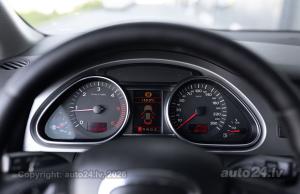 Black Audi Q7 2006 in Tallinn, with an engine capacity of 3.00 L and mileage of 322 thousand km for 4990 €, photo 14 on AUTOMOTO.COM.LV