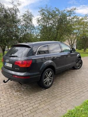 Melns Audi Q7 2006 Balvi, ar dzinēja tilpumu 3.00 L un nobraukumu 237 tūkst. km par 4150 €, foto 5 vietnē AUTOMOTO.COM.LV