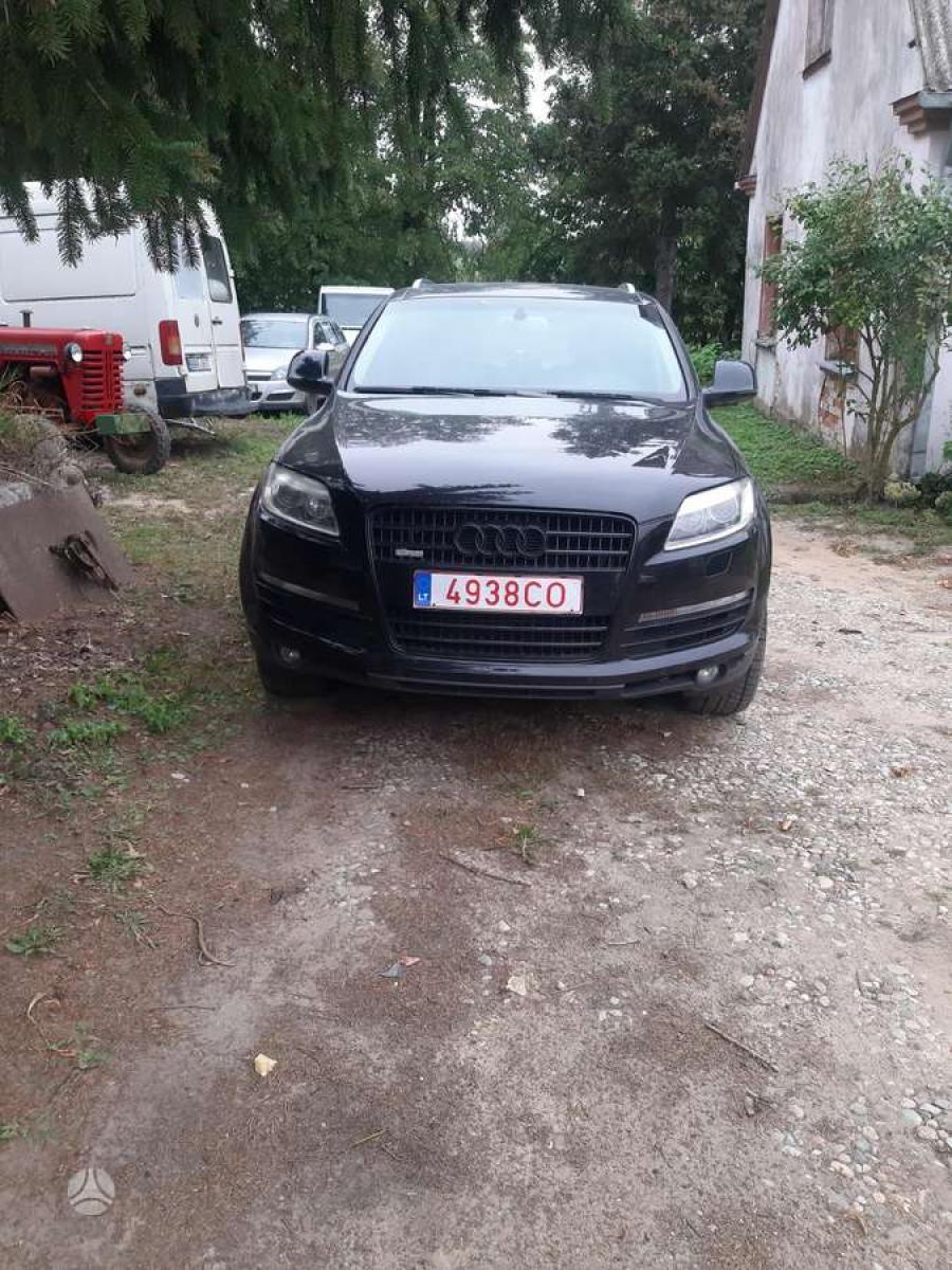 Melns Audi Q7 2007 Kalvarija, ar dzinēja tilpumu 3.00 L un nobraukumu 356 tūkst. km par 4500 €, foto 5 vietnē AUTOMOTO.COM.LV