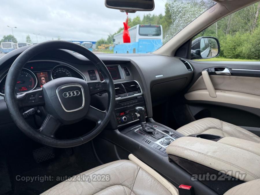 Черный Ауди Ку 7 2007 в Сауэ, объемом двигателя 3.00 л и пробегом 0 тыс. км за 2999 €, фото 12 на AUTOMOTO.COM.LV
