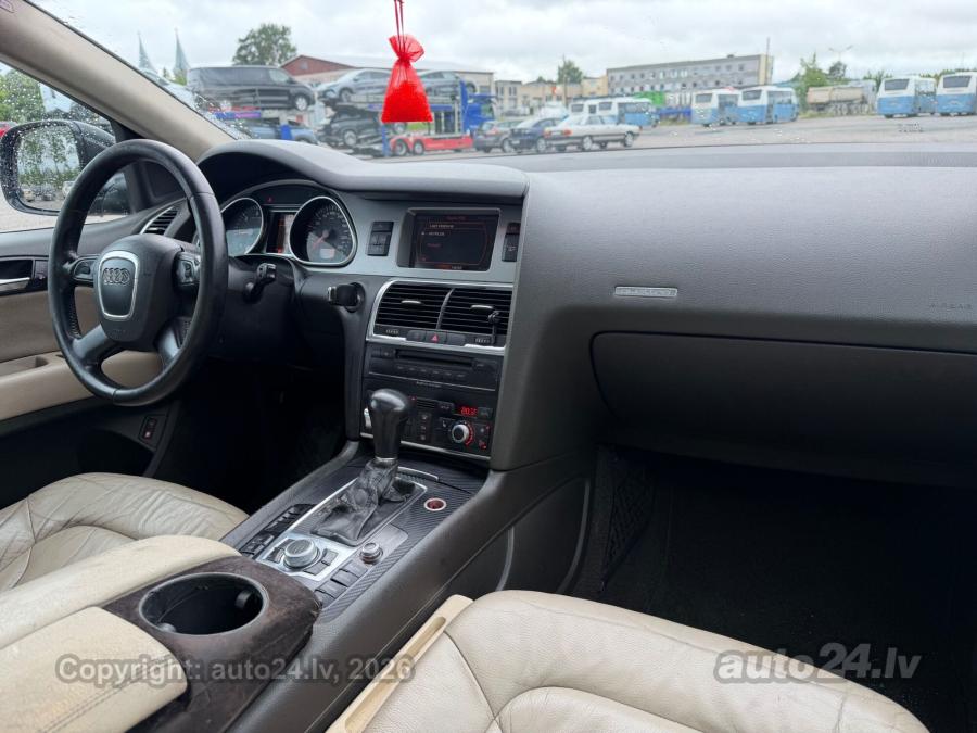 Черный Ауди Ку 7 2007 в Сауэ, объемом двигателя 3.00 л и пробегом 0 тыс. км за 2999 €, фото 14 на AUTOMOTO.COM.LV