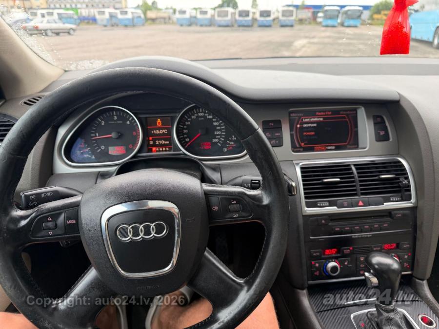 Черный Ауди Ку 7 2007 в Сауэ, объемом двигателя 3.00 л и пробегом 0 тыс. км за 2999 €, фото 17 на AUTOMOTO.COM.LV