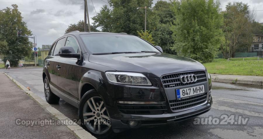 Black Audi Q7 2008 in Tallinn, with an engine capacity of 3.00 L and mileage of 302 thousand km for 7999 €, photo 1 on AUTOMOTO.COM.LV